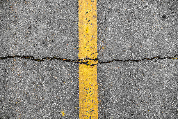 Cracked Road Pictures | Download Free Images on Unsplash