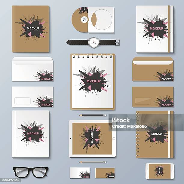 Mock Up Vector Set向量圖形及更多模板圖片 模板 盒 一組物體 Istock