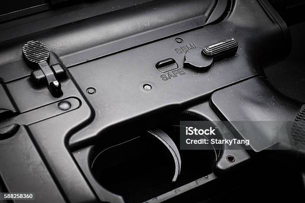 M4a1 아솔트 소총 에 검정 배경 Ar 15 소총에 대한 스톡 사진 및 기타 이미지 Ar 15 소총 총 M16 소총