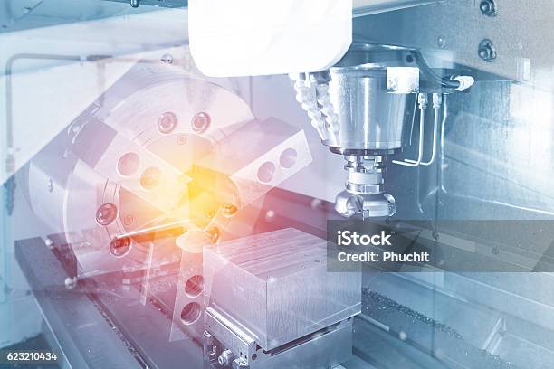 Cnc 기계의 얼굴 밀링 도구의 추상 장면 Cnc 장치에 대한 스톡 사진 및 기타 이미지 Cnc 장치 강철 공장 산업
