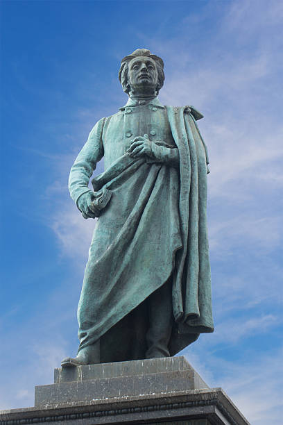 210+ Estatua De Adam Mickiewicz Fotografías de stock, fotos e imágenes ... 210+ Estatua De Adam Mickiewicz Fotografías de stock, fotos e imágenes ...