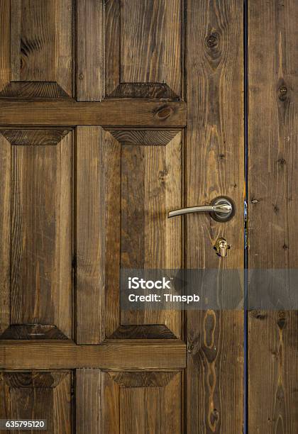 Wood Texture 照片檔及更多 住宅內部 照片 住宅內部 住宅建築 住宅房間 Istock