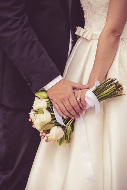 30k+ Wedding Hand Pictures | Download Free Images on Unsplash