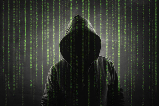 Hacker 통해 화면을 이진법 개념에 대한 스톡 사진 및 기타 이미지 개념 남자 데이터 Istock