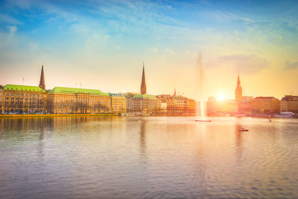 Alster fountain, Hamburg – free photo on Barnimages