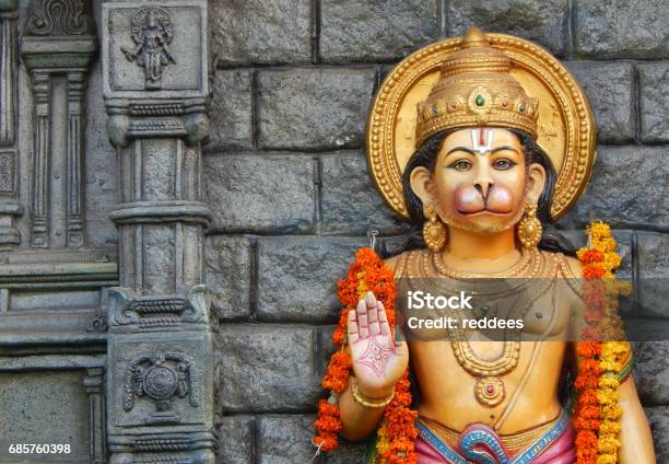 Idola Dewa Hindu Hanuman Idola Pada Kendaraan Bermotor Kuil Mobile ... Idola Dewa Hindu Hanuman Idola Pada Kendaraan Bermotor Kuil Mobile ...