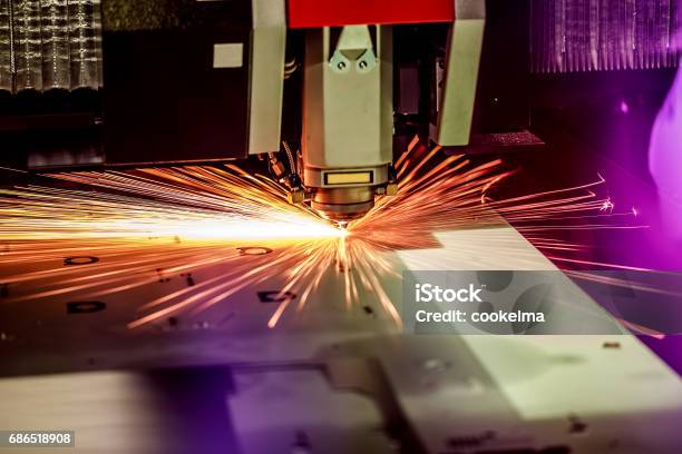 Cnc 레이저 절단 금속 현대 산업 기술 0명에 대한 스톡 사진 및 기타 이미지 0명 Cnc 장치 강철 Istock