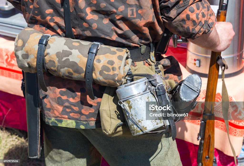Peralatan Tentara Retro Seragam Tentara Jerman Selama Perang Dunia ... Peralatan Tentara Retro Seragam Tentara Jerman Selama Perang Dunia ...