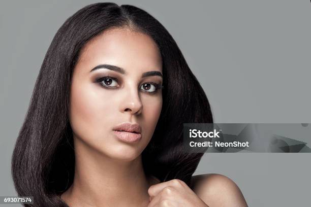 Photo Libre De Droit De Portrait De Beauté Dune Fille Naturelle