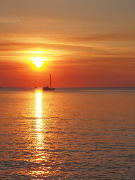 10+ Fannie Bay Darwin Stock Photos, Pictures & Royalty-Free Images - iStock 10+ Fannie Bay Darwin Stock Photos, Pictures & Royalty-Free Images - iStock