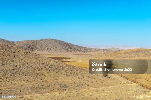 Pasargad 이란의 고 대 페르시아어 도시 근처 사막 유네스코 세계 유산 0명에 대한 스톡 사진 및 기타 이미지 0명