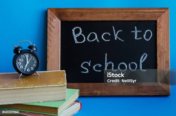 Back To School 컨셉입니다 0명에 대한 스톡 사진 및 기타 이미지 0명 7 가위 Istock