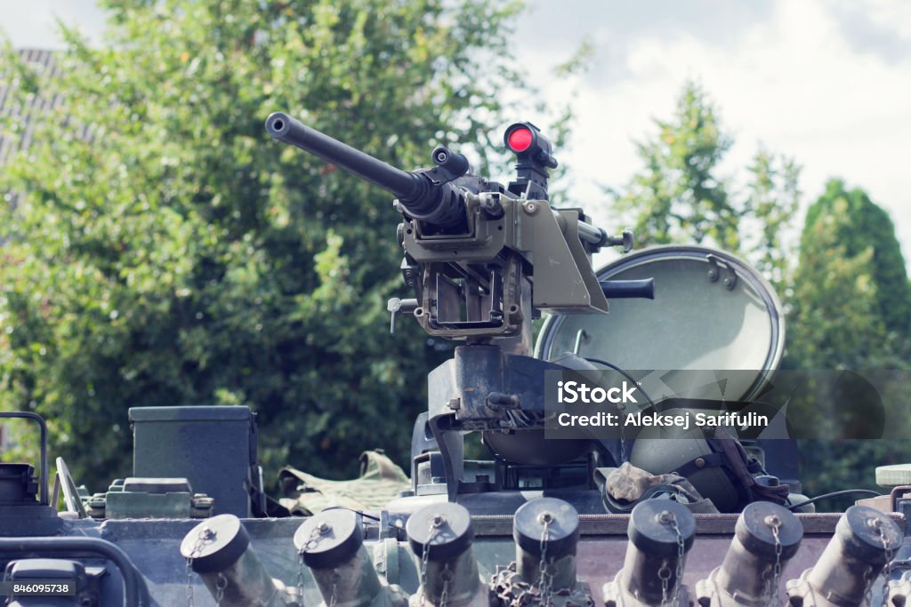 M113 병력 수송 장갑차에 M2 브라우닝 기관총 M1 개런드 소총에 대한 스톡 사진 및 기타 이미지 M1 개런드 소총