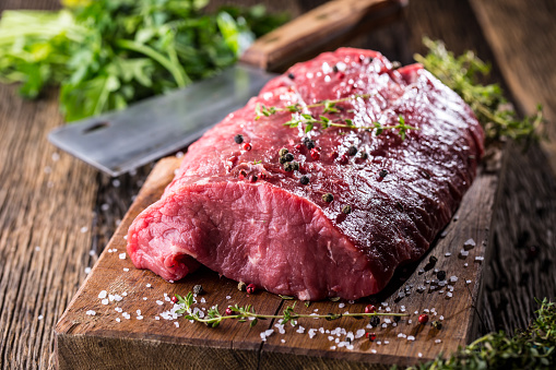 Steak Daging Sapi Steak Daging Sapi Mentah Big Rib Eye Steak Di Papan