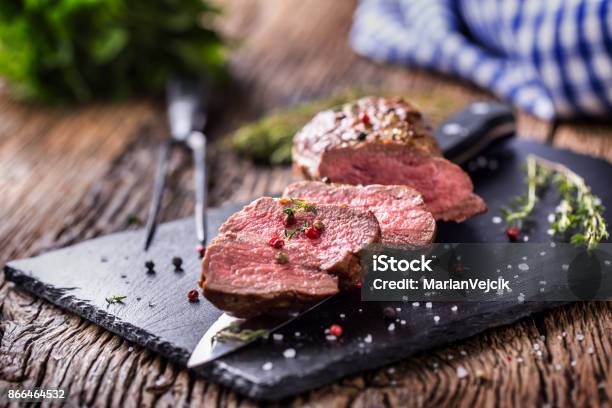 Steak Daging Sapi Steak Daging Sapi Panggang Dengan Thyme Lada Garam Di