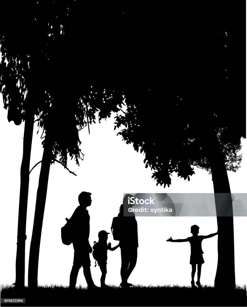Ilustración De Familia Siluetas En La Naturaleza Y Más Vectores Libres