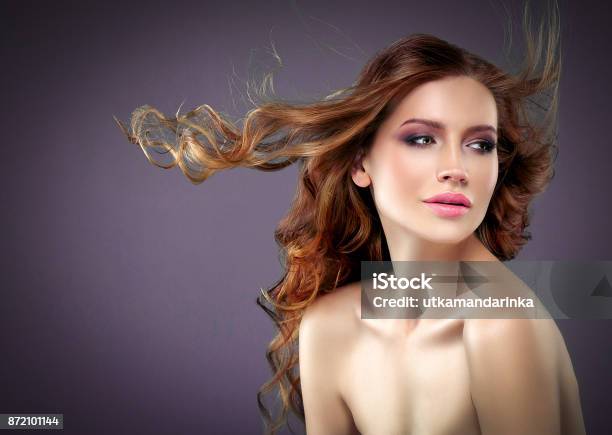 Photo Libre De Droit De Beaux Cheveux Femme Beauté Peau Portrait Sur