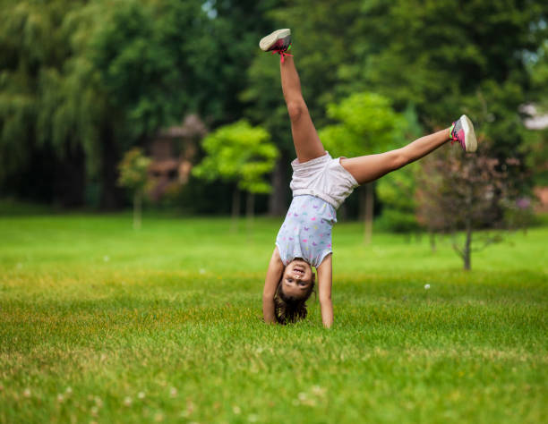 Cartwheel Pictures | Download Free Images on Unsplash