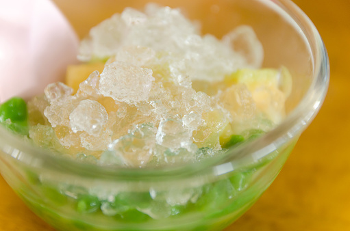 Ladcheag설탕 코코넛 밀크에 태국 판단 짧은 당면 달콤한 태국 디저트 0명에 대한 스톡 사진 및 기타 이미지 0명