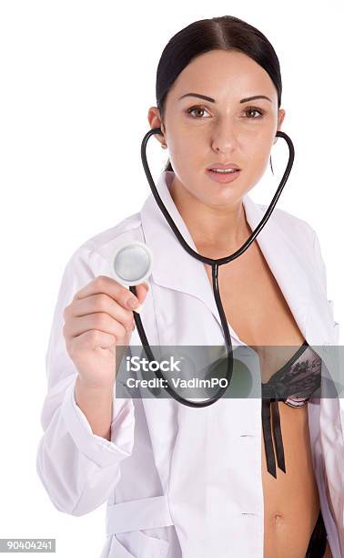 뽀샤시 Female 담담의 쥠 청진기 간호사에 대한 스톡 사진 및 기타 이미지 간호사 연구실 가운 청년 성인 Istock