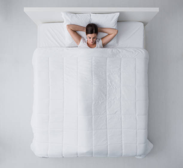 Lying In Bed Pictures | Download Free Images on Unsplash