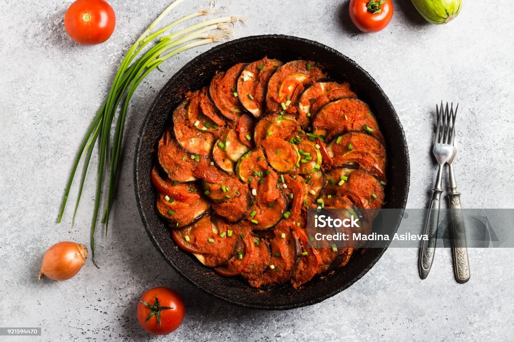 Ratatouille 야채 호박 가지 고추의 프랑스 프로방스 요리 가지 채소에 대한 스톡 사진 및 기타 이미지 가지 채소