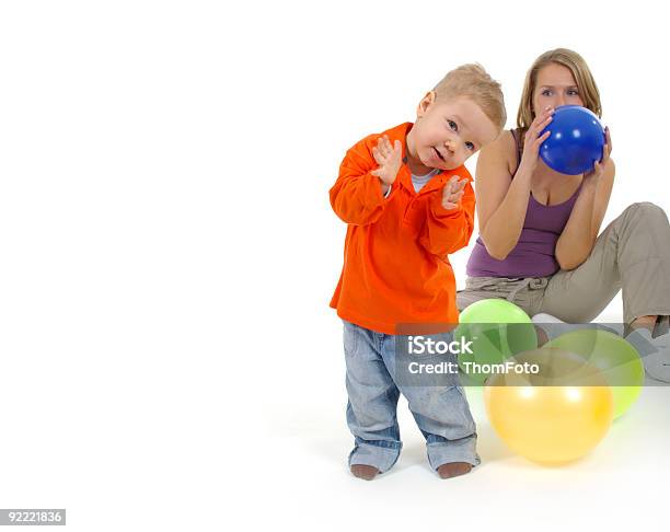 구슬눈꼬리 Son 놀기에 대한 스톡 사진 및 기타 이미지 놀기 놀이 아이 Istock