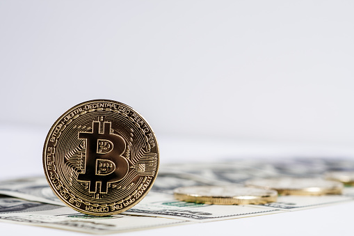 Bitcoin 완전히 비 및 분산 2017 놀라운 증가 본 전자 통화 가상현실에 대한 스톡 사진 및 기타 이미지 가상현실