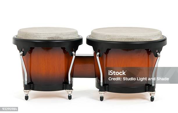 Bongos 흰색 배경의 봉고 단독 드럼에 대한 스톡 사진 및 기타 이미지 봉고 단독 드럼 라틴 아메리카 문화 라틴 음악