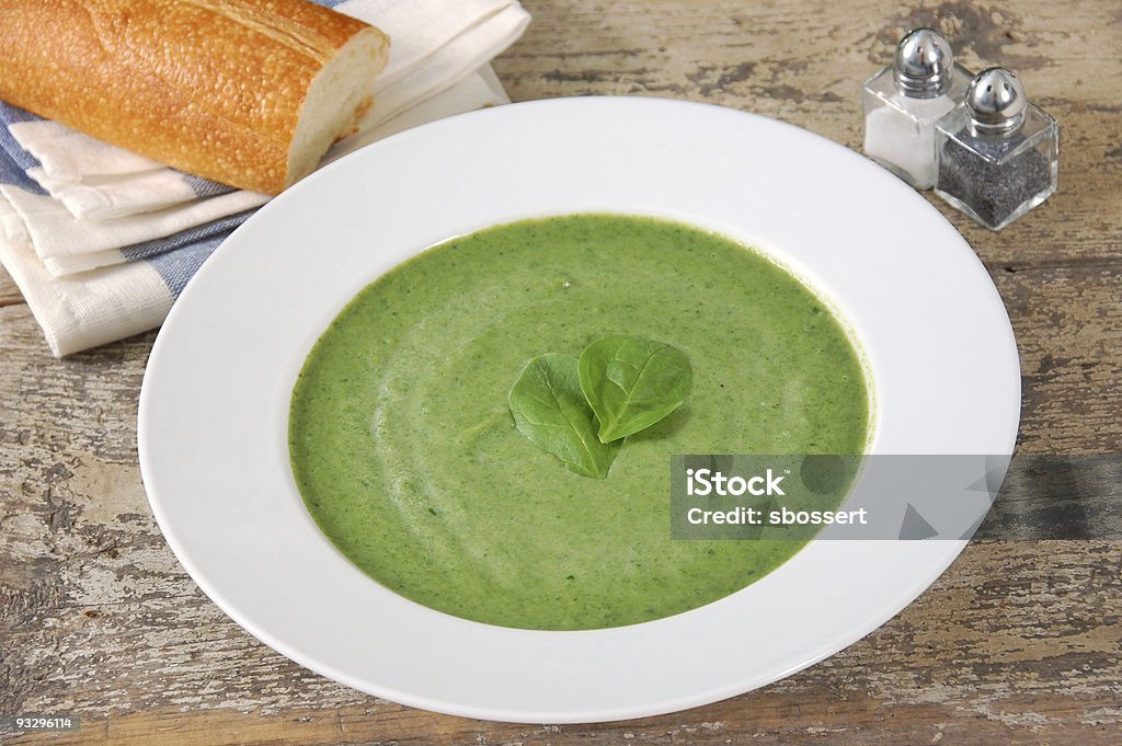 시금치 크림 수프 시금치에 대한 스톡 사진 및 기타 이미지 시금치 수프 크림 수프 Istock