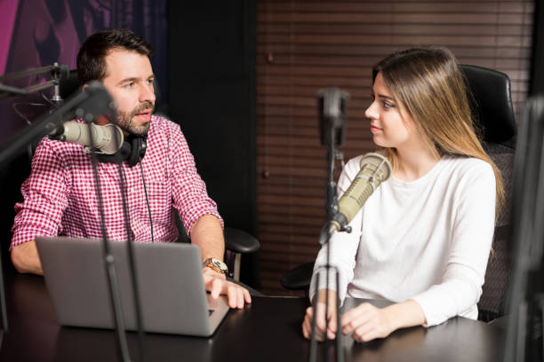 Podcast Interview Pictures | Download Free Images on Unsplash