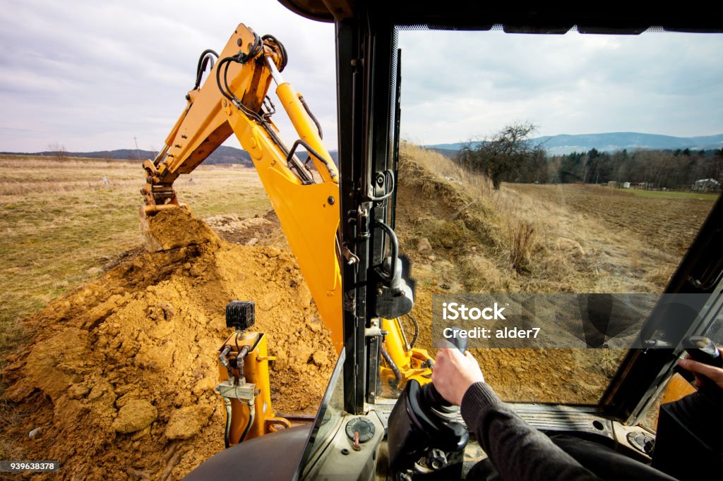 Earthworks에서 건설 기계 굴 삭 기 흙 파는 기계에 대한 스톡 사진 및 기타 이미지 흙 파는 기계 전화 교환원