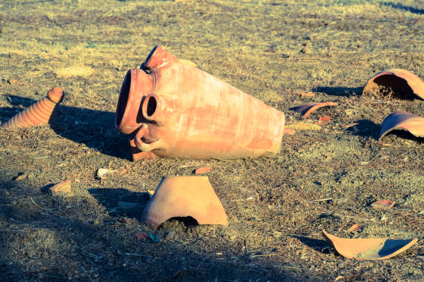 Broken Pottery Pictures | Download Free Images on Unsplash