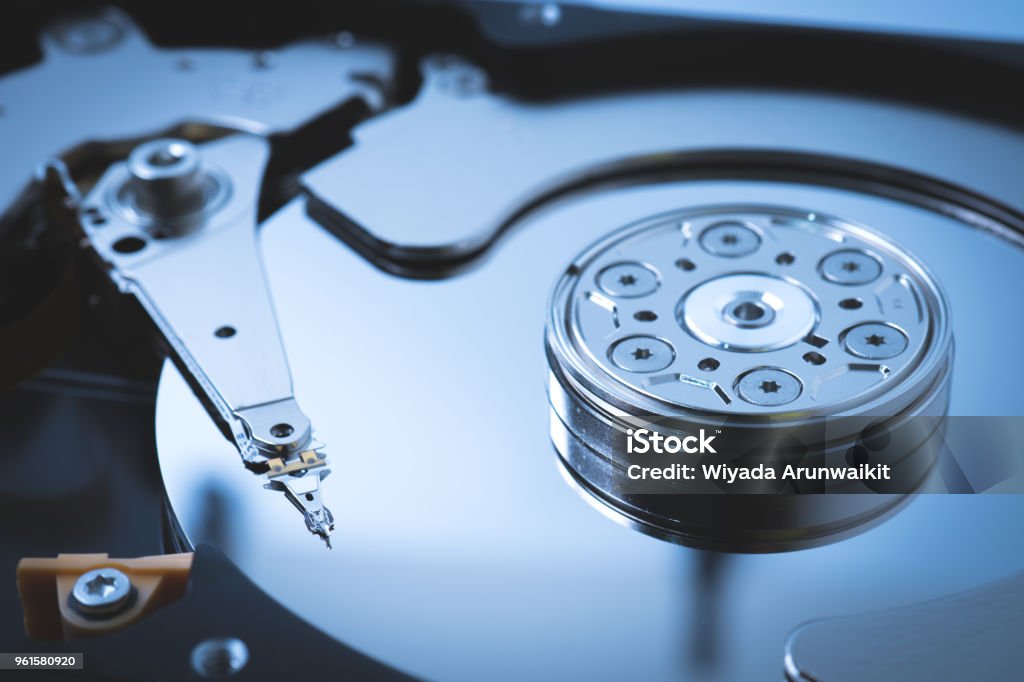 Komputer Penyimpanan Data Hard Disk Drive Kepala Stack Bagian Perangkat ... Komputer Penyimpanan Data Hard Disk Drive Kepala Stack Bagian Perangkat ...