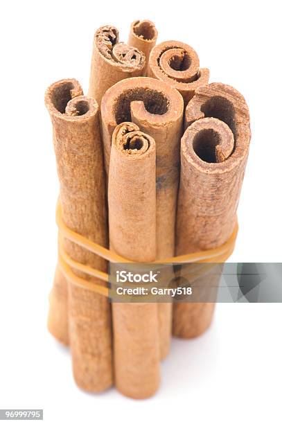 시나몬 흰색 0명에 대한 스톡 사진 및 기타 이미지 0명 가지 식물 부위 갈색 Istock