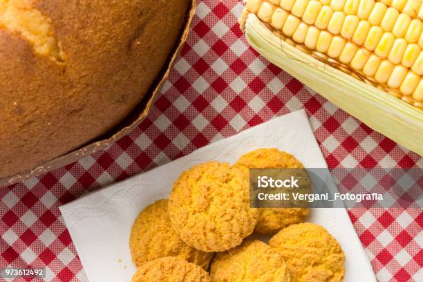 Kue Kuning Jagung Yang Lezat Makanan Manis Festa Junina Pesta Khas ... Kue Kuning Jagung Yang Lezat Makanan Manis Festa Junina Pesta Khas ...