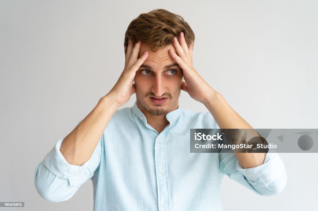 Kesal Orang Bingung Merasa Bersalah Foto Stok - Unduh Gambar Sekarang ... Kesal Orang Bingung Merasa Bersalah Foto Stok - Unduh Gambar Sekarang ...