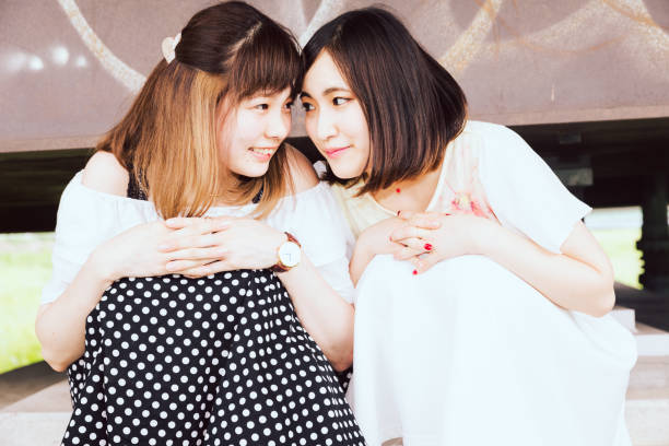 100 Fotos Bilder Und Lizenzfreie Bilder Zu Japanese Lesbian Kissing