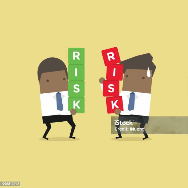 Dua Pengusaha Afrika Membawa Blok Risiko Manajemen Risiko Konsep Bisnis ... Dua Pengusaha Afrika Membawa Blok Risiko Manajemen Risiko Konsep Bisnis ...
