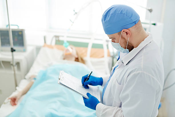 Doctors Icu Stock Photos, Pictures & Royalty-Free Images - iStock Doctors Icu Stock Photos, Pictures & Royalty-Free Images - iStock