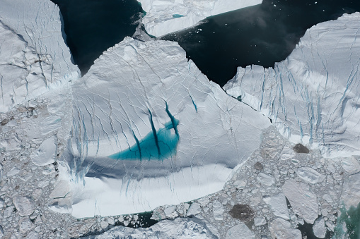 Zmiany Klimatyczne I Globalne Ocieplenie Góry Lodowe Z Topniejącego ... Zmiany Klimatyczne I Globalne Ocieplenie Góry Lodowe Z Topniejącego ...