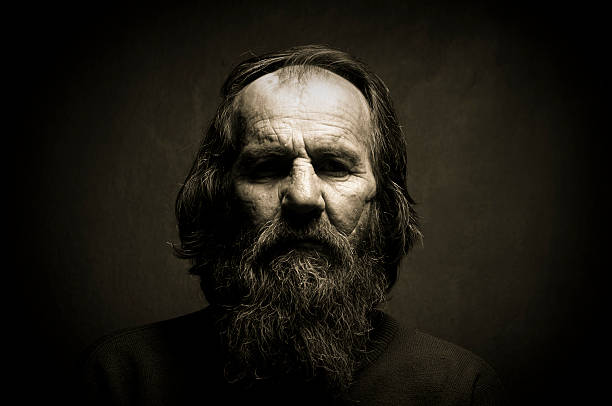 Hombre Viejo Barba - Banco de fotos e imágenes de stock - iStock Hombre Viejo Barba - Banco de fotos e imágenes de stock - iStock