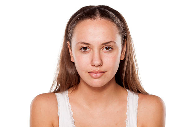 Chica Sin Maquillaje - Banco de fotos e imágenes de stock - iStock Chica Sin Maquillaje - Banco de fotos e imágenes de stock - iStock